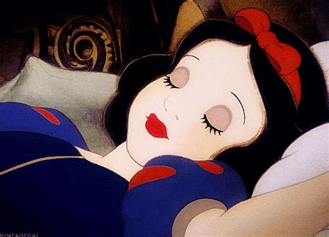 Snow White  Find And Share On Giphy