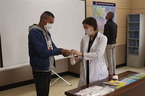 Цэргийн жинхэнэ албанаас халагдсан залуусаа хүлээж авлаа News Mn