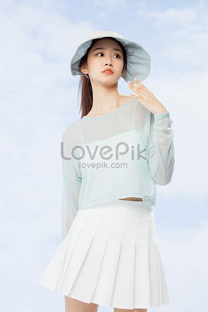 햇빛 옷을 입은 여름 소녀 사진 무료 다운로드 Lovepik