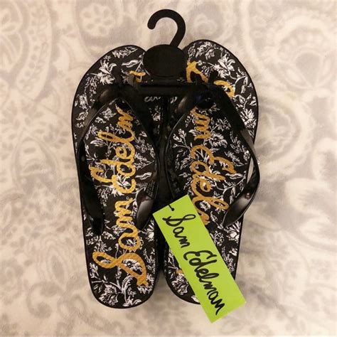 Sam Edelman Shoes Sam Edelman Kylee Black Floral Thong Flip Flops