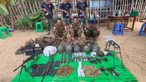 ပေါက်မြို့နယ်အတွင်း စစ်ကြောင်ထိုးလာသည့် စစ်တပ်မှ ပြည်သူပိုင်နေအိမ်အတွင