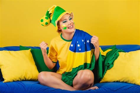 Premium Photo Caucasian Woman Redhead Brazilian Soccer Fan Brazilian Celebrating Cheering Victory