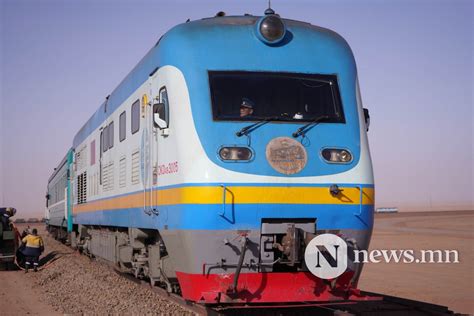 Зүүнбаян Хангийн төмөр замыг хамгийн богино хугацаанд нээлээ News Mn