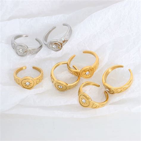 18k Gold Noble Temperament Star Inlaid Zircon Design Ring Silver