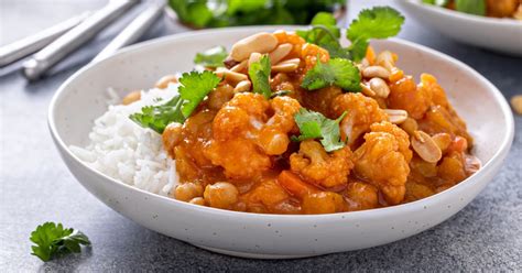23 Best Vegan Curry Recipes Easy Plant Based Meals Insanely Good