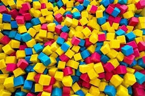 Thickness 100 Mm Multicolor Pu Foam Cubes Cushion 40 Kg M3 At ₹ 35