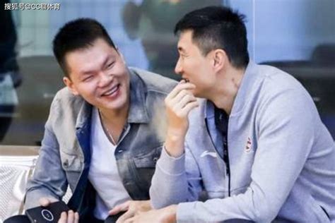 广东男篮罕见大手笔，朱芳雨低调补强内线，续约周琦添重磅砝码！赛季徐昕特训