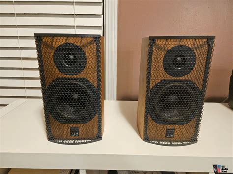 Atc Scm7 V3 For Sale Canuck Audio Mart