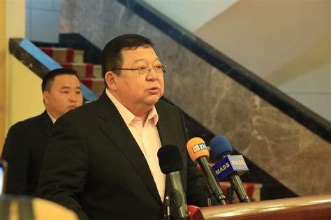 С Эрдэнэ Л Гантөмөр нарыг хүлээн зөвшөөрөхгүй