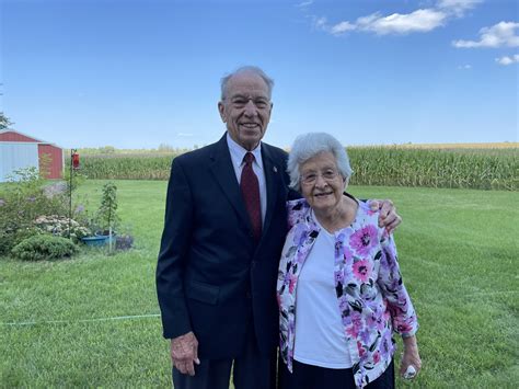 Chuck Grassley Net Worth How Much Is He Worth World Wire
