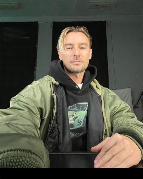 Алан Бадоєв показав свого батька який приїхав до нього в гості у Київ Читайте на Ukr Net