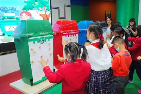 “大手牵小手 垃圾分类小行家”垃圾分类移动课堂走进惠州青少年宫 搜狐大视野 搜狐新闻