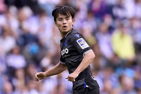 肩負傷のソシエダ久保、深刻な怪我は回避か スペイン紙報道「ベティス戦でプレーするつもりだと語った」 フットボールゾーン