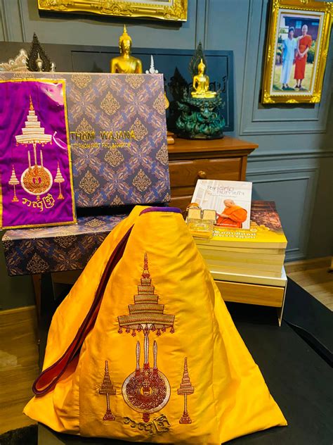 พัดยศ สมณศักดิ์พระสงฆ์ไทย ๏ ด้วยอานุภาพบารมีพระพุทธเทวปฏิมากร แลอำนาจเเห่งสยามรัฐิกเทพยดา ขอ