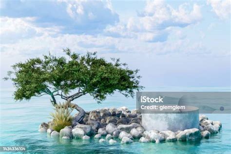 3d 렌더링 플랫폼과 제품 디스플레이를위한 구름 하늘 돌 및 나무가있는 호수의 자연 연단 섬 배경 빈 쇼케이스 모형 템플릿 또는 빈 라운드 스테이지가있는 화장품 프리젠