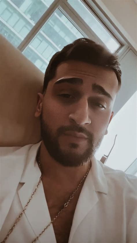 Пин от пользователя Kyubey на доске Jony♡ Эмо мальчики Певец Певцы