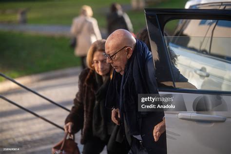 Nahman Andic The Brother Of Isak Andic Arrives At The Funeral Chapel