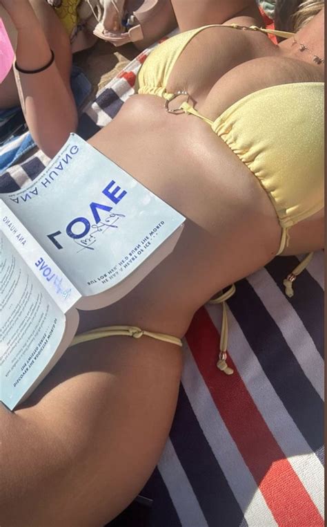 Aimee Yellow Bikini Headless Book Male43can