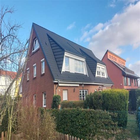 Roof Seg 2 Instance Segmentation Dataset And Pre Trained Model By Roof