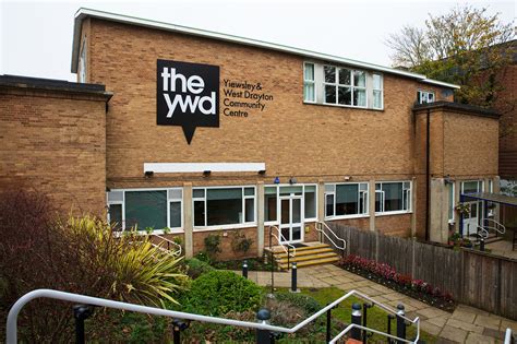 Colham Manor Primary School Colham Manor Primary School