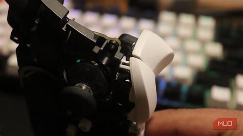 How To Take Apart Your Xbox Series X S Controller