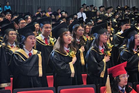 Lễ Trao Bằng Tốt Nghiệp Tdtu đợt 2 Năm 2024 Thầy Hiệu Trưởng Nhắn Nhủ