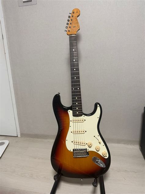 펜더 재팬 클래식 60s Fender Japan Classic 60s 3ts 스트라토캐스터 판매합니다 중고악기 뮬