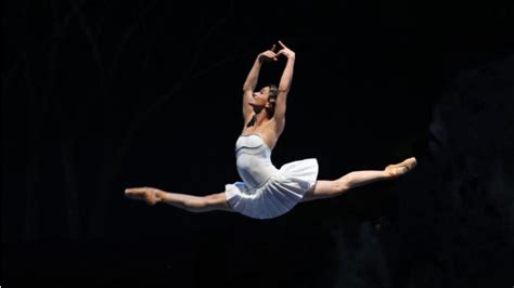 Karina Is Grace And Elegance On The Ballet Stage Pulso