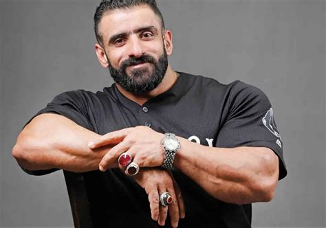 فرارو عکس تیپ متفاوت هادی چوپان