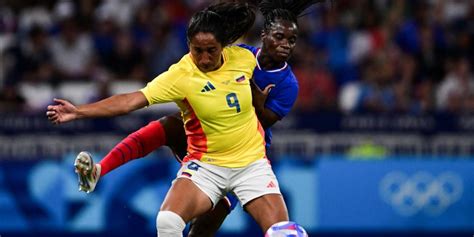 Mayra Ramírez Salió Lesionada En Amistoso De Colombia Vs Argentina Y Preocupa A Chelsea Futbol