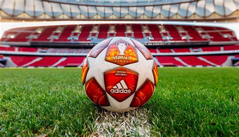 Мяч финала Лиги Чемпионов 2019 | Footykits.ru - Энциклопедия футбольной ...
