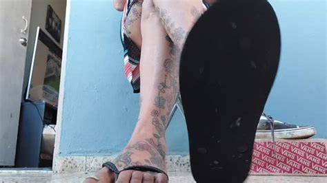 Slippery Soles Slipping And Falling In Super Well Worn Flip Flops Shoeplay Slipping And Falling