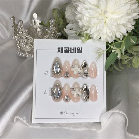 실물 보장 여리 D 네일 수제네일팁 여리네일팁 에이블리