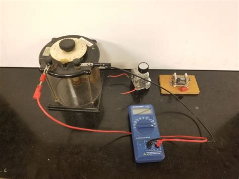 Variable Capacitors UCSC Physics Demonstration Room