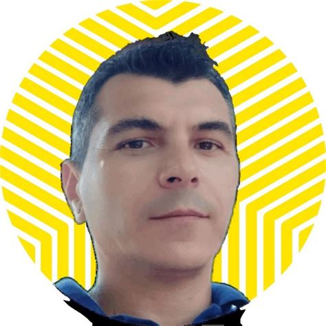 ismail doğan front end developer creating user friendly web experiences finaghy