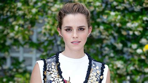 Emma Watson Refuses To Feel Anxious About Turning 30 And Being Single