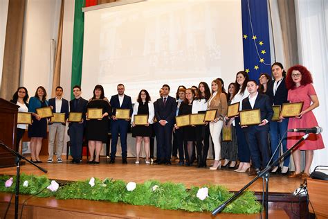 Най добрите млади учени на БАН получиха награди на тържествено събрание за 24 май Българска