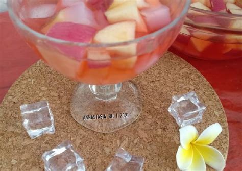 Resep Es Buah Apel Dan Nata Decoco Oleh Annastasia Rr Cookpad