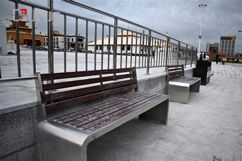 Монголын бурхан шашинтны төв Гандантэгчэнлин хийдийн төв талбайг шинэчиллээ