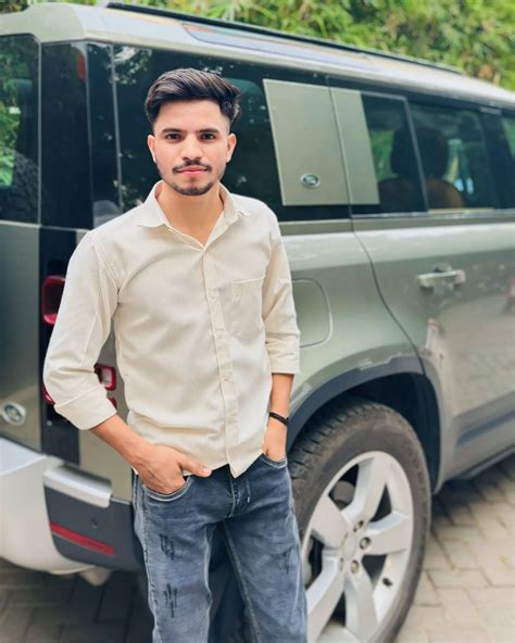 अमित बड़गुजर 🌪️ 28whyamit • Instagram Photos And Videos