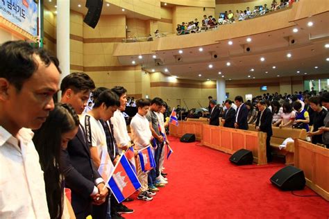 លោក ឡុង ឌីម៉ង់ ឯកអគ្គរាជទូតកម្ពុជា បានលើកថា “កម្ពុជាគឺពិតជាមានសុខដុមរមនាសាសនា និងជាតិសាសន៍