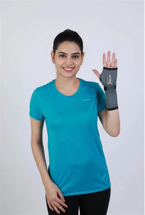 Wrist Splint Sizes M At ₹ 12765piece In New Delhi Id 2851753008388