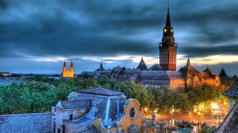 塞尔维亚这个国家，虽然不出名，但是很美丽 夜生活 塞尔维亚 自由广场 新浪新闻