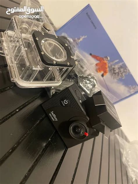 كاميرا رياضية 4k لتصوير تحت الماء والتزلج وللدراجات النارية وتصوير الطبيعة بدقة عالية بعدسه 12