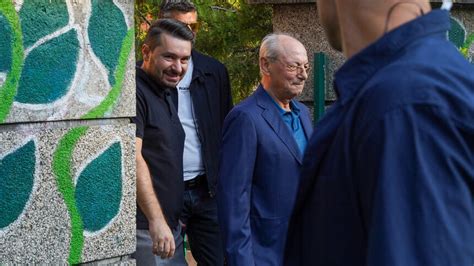 Кой не пази Ахмед Доган Дневник