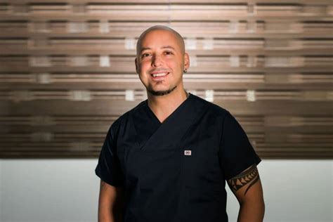 Dt Vecihi Engin Utkan Clinic Clinics In Turkey