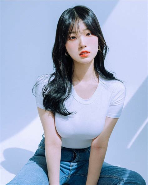 청바지에 흰티 Vs 검은티 포텐 터짐 최신순 에펨코리아