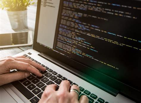 Top 3 Trends Experts Predict To Hit Software Development In 2023