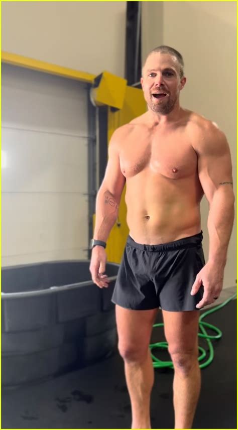Shirtless Stephen Amell Looks Buffer Than Ever While Doing Marketing