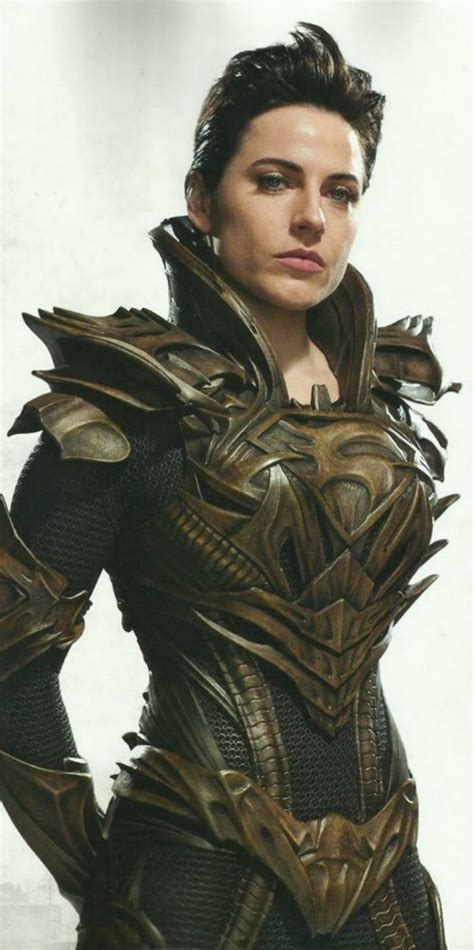 Antje Traue Man Of Steel Promoshoot • Celebmafia